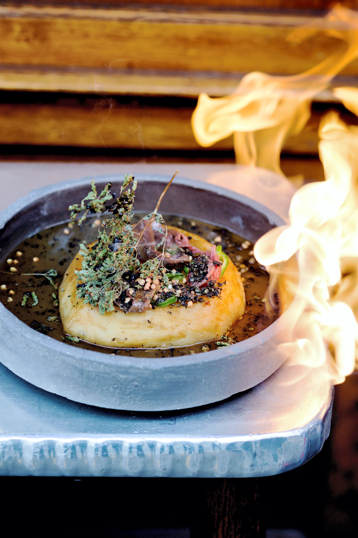 Gros céleri rôti comme une volaille | Recette Cuisine