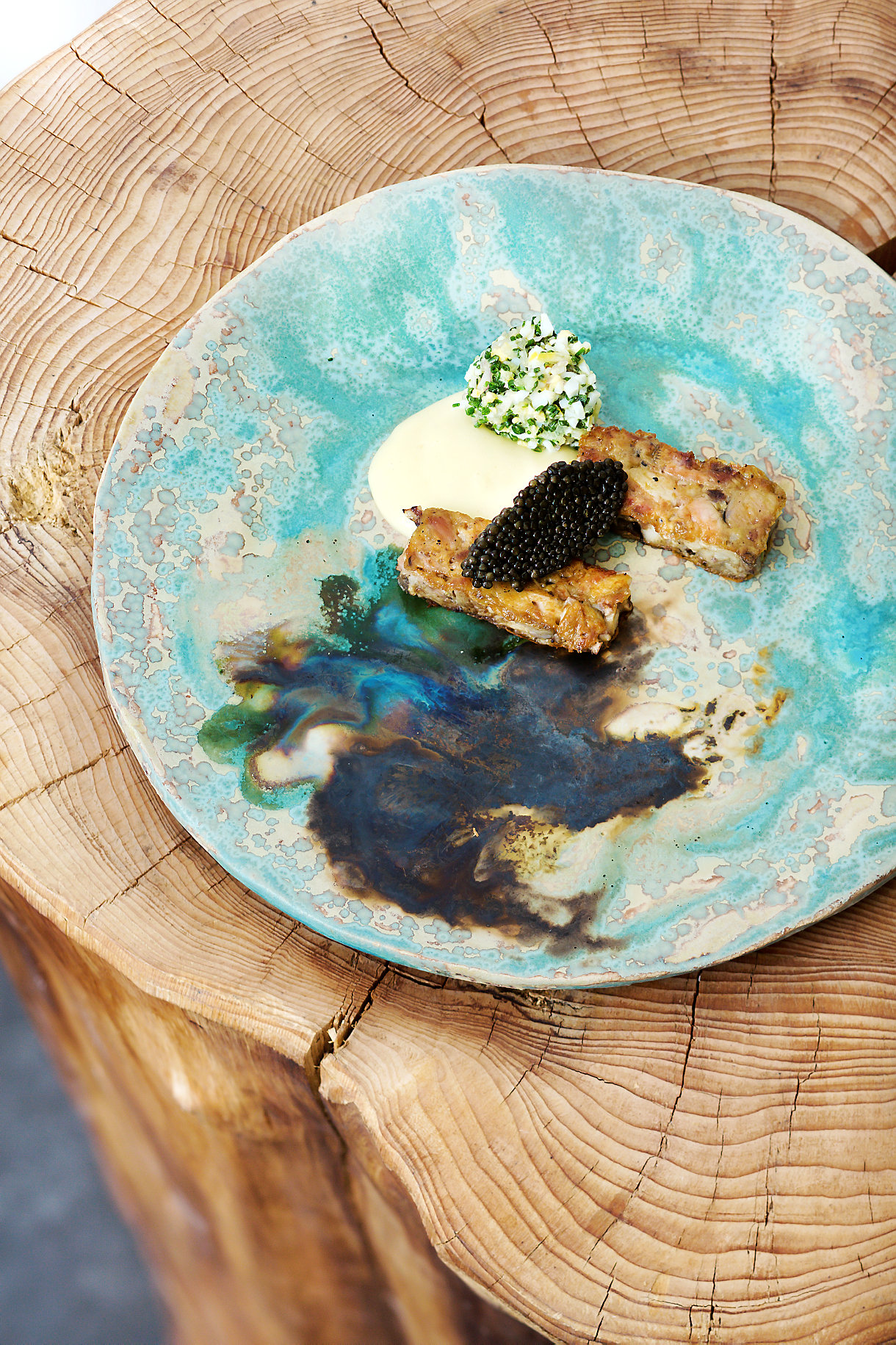 Pied de cochon, crème de pommes de terre et caviar | Recette Cuisine