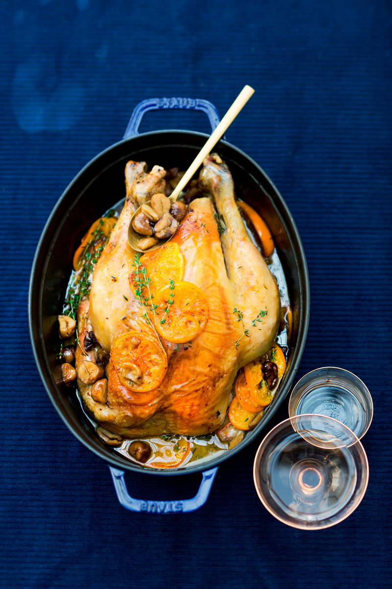 Dinde rôtie en cocotte aux marrons et clémentines | Recette Cuisine