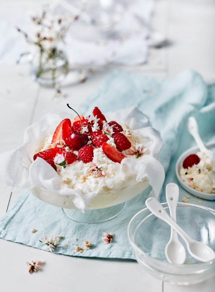 Fontainebleau aux fruits rouges et meringue | Recette Cuisine
