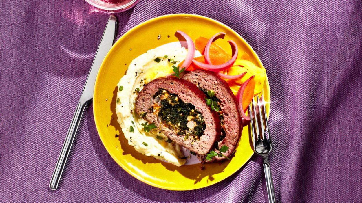Pain de viande farci aux épinards et à la crème | Recette Cuisine