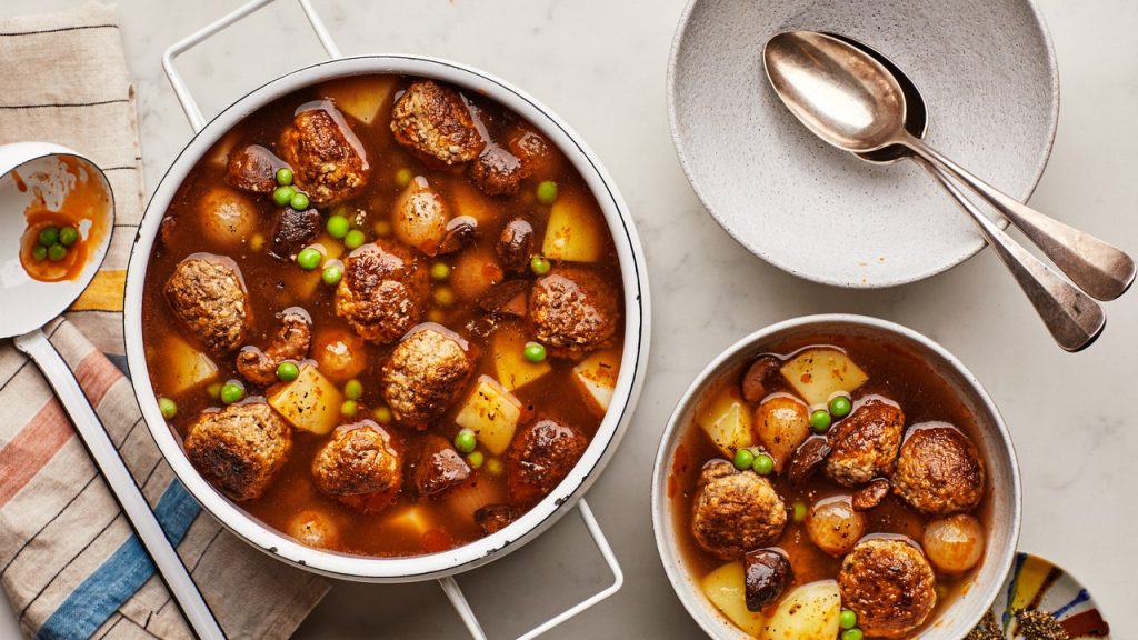 Soupe aux boulettes de viande avec ragoût de boeuf Vibes | Recette Cuisine