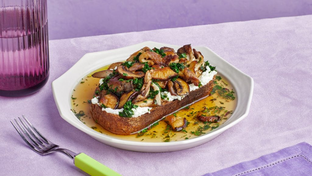 Toast croustillant aux champignons | Recette Cuisine